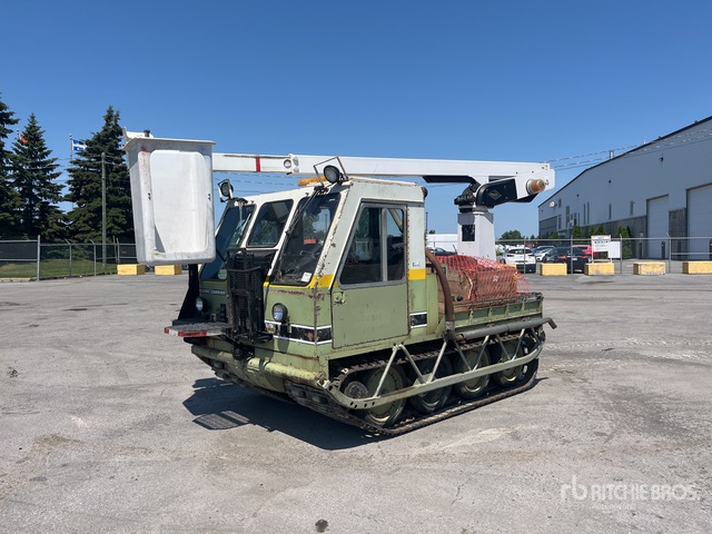 1989 Bombardier Muskeg Crawler Carrier Aerial Lift w/2012 Versalift ...