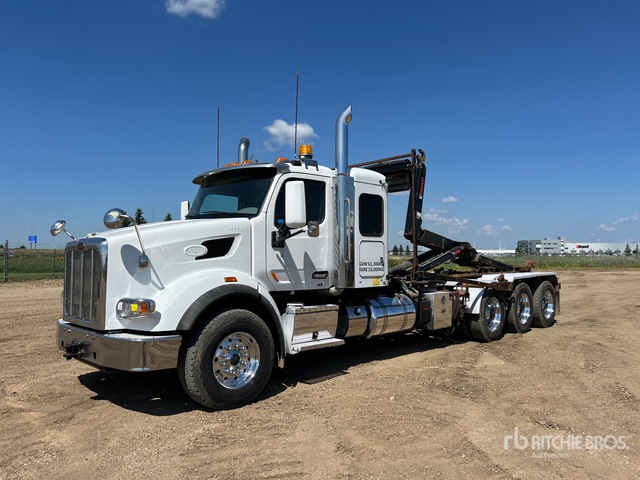 2020 Peterbilt 567 8x6 Sleeper Hooklift Truck | Ritchie Bros. Auctioneers