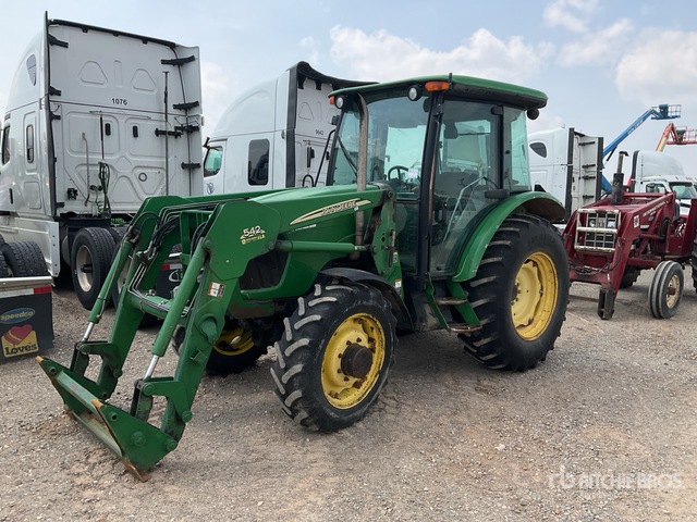2005 John Deere 5425 4WD Utility Tractor | Ritchie Bros. Auctioneers