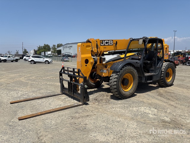 2013 JCB 507-42 Telehandler | Ritchie Bros. Auctioneers