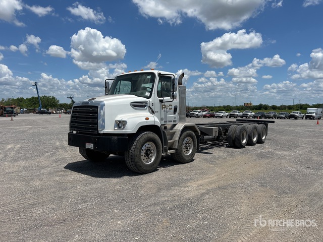 2016 Freightliner 114SD 10x6 Twin-Steer Cab and Chassis | Ritchie Bros ...