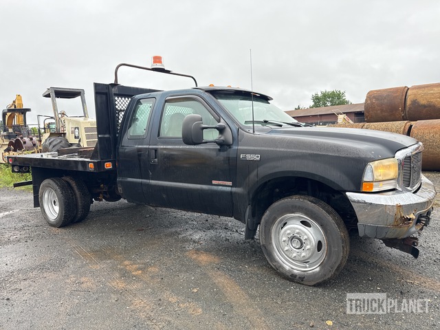 2003 Ford F-550 Extended Cab Flatbed Truck in Sterling, Virginia ...