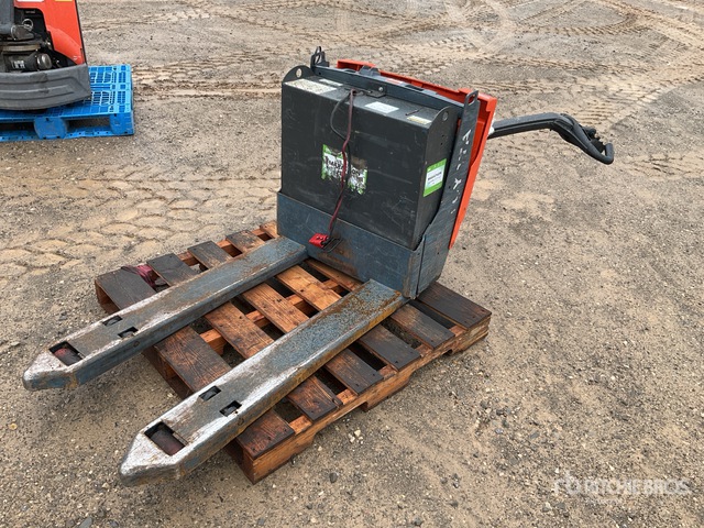 2021 Toyota 8HBW23 4500 lb Electric Pallet Jack (Inoperable) | Ritchie ...