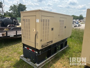 2001 Generac 2000 Series 40KW 40 kW Skid-Mounted Generator Set in ...