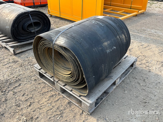 95 Ft Of 36 In x 3/8 In Rubber Matting | Ritchie Bros. Auctioneers