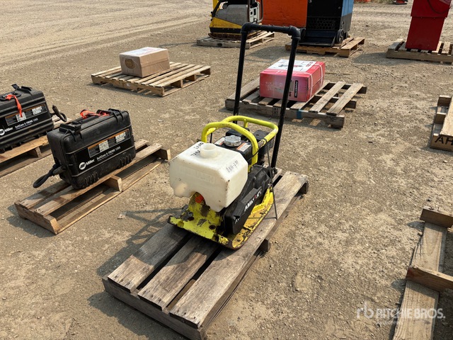 2010 Ammann AVP1240 Vibratory Plate Compactor | Ritchie Bros. Auctioneers