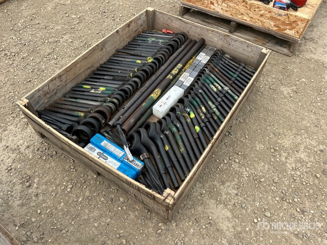 Quantity Of Tube Handle Box Wrenches | Ritchie Bros. Auctioneers