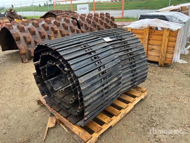 Steel 23 1/2 in Tracks - Fits Cat 308 | Ritchie Bros. Auctioneers
