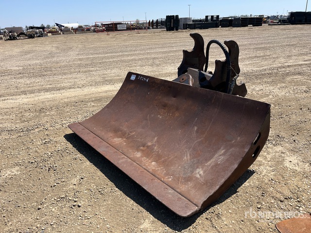 WBM 84 in Q/C Excavator Chuck Blade - Fits 250 Series | Ritchie Bros ...