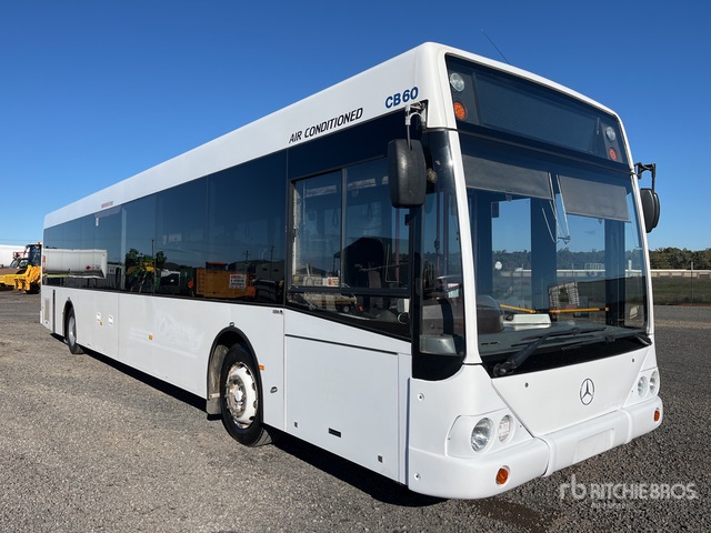 2001 Mercedes-Benz 4x2 49-Seat School Bus | Ritchie Bros. Auctioneers