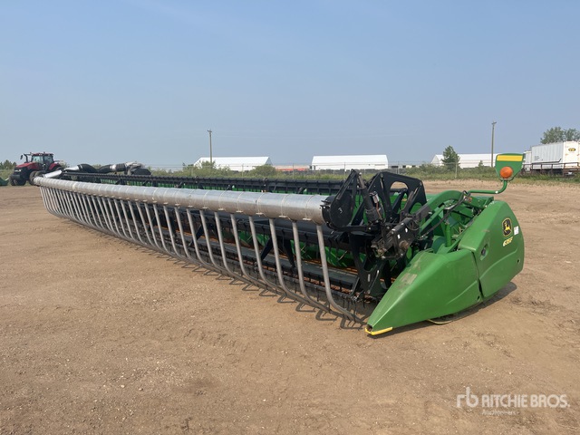 2011 John Deere 635F 35 ft Flex Combine Header | Ritchie Bros. Auctioneers