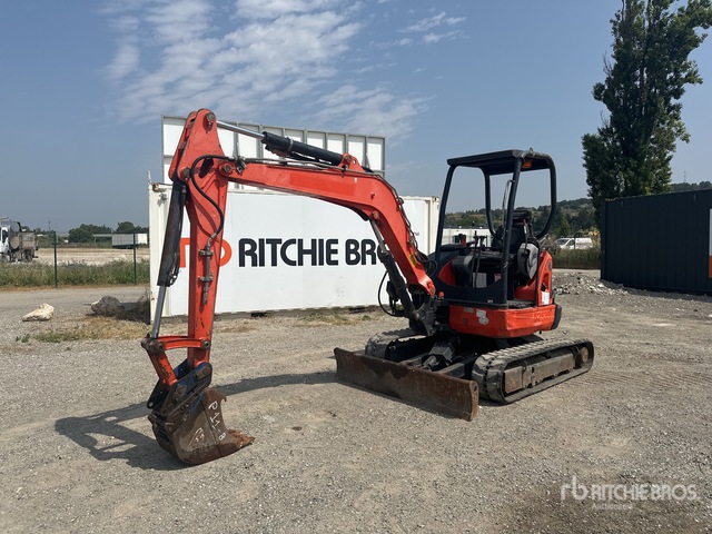 2015 Kubota U35-3 Mini-Pelle Mini Excavator | Ritchie Bros. Auctioneers