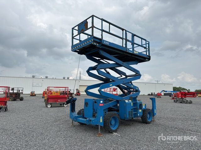 2017 Genie GS-3390 4x4 Diesel Scissor Lift | Ritchie Bros. Auctioneers