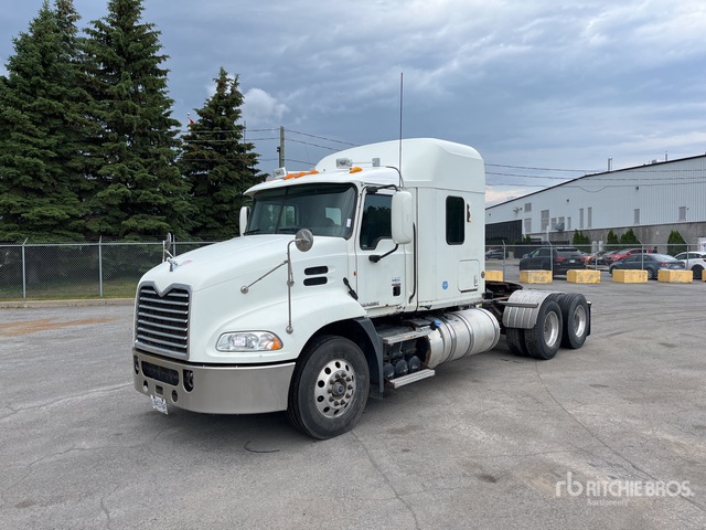2011 Mack CXU613 T/A Sleeper Truck Tractor | Ritchie Bros. Auctioneers