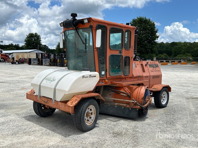 2008 Broce RJ350 Self-Propelled Broom | Ritchie Bros. Auctioneers