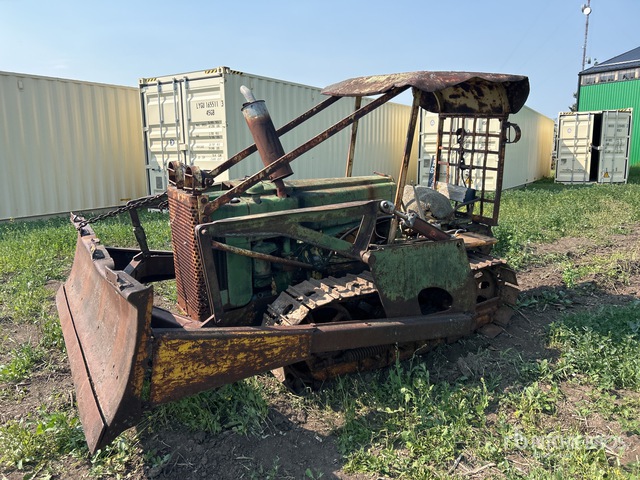 1957 John Deere 420C Crawler Dozer (Inoperable) | Ritchie Bros. Auctioneers