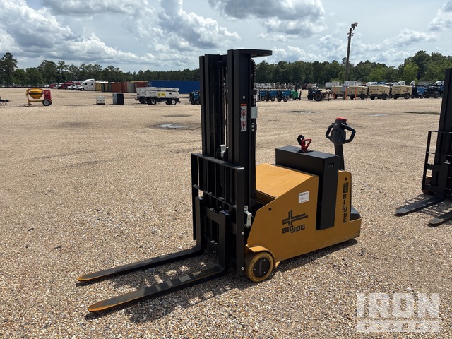 Big Joe CB-22 2200 lb Electric Stacker in Livingston, Louisiana, United ...