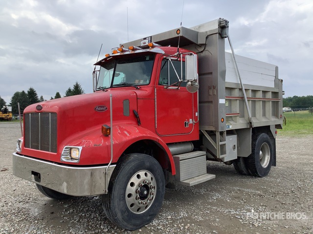 2003 Peterbilt 330 4x2 S/A Dump Truck | Ritchie Bros. Auctioneers