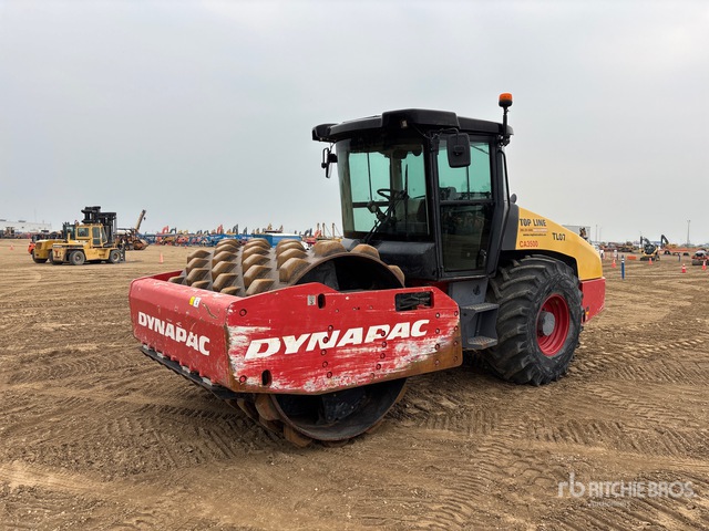 Dynapac CA3500PD Padfoot Drum Compactor | Ritchie Bros. Auctioneers