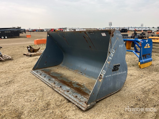 Sec 110 in Wheel Loader Bucket | Ritchie Bros. Auctioneers