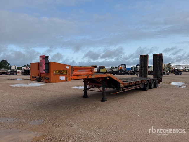 2002 Actm S44315 Tri/A Remorque Porte Engins 3 Essieux Low Loader ...