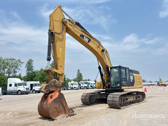 2015 Cat 349F L Tracked Excavator | Ritchie Bros. Auctioneers