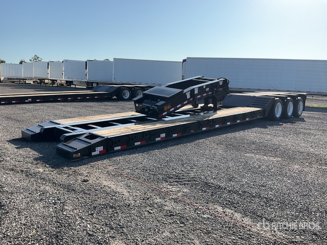 2025 Witzco RG-52 Tri/A Removable Gooseneck Lowboy Trailer | Ritchie Bros. Auctioneers