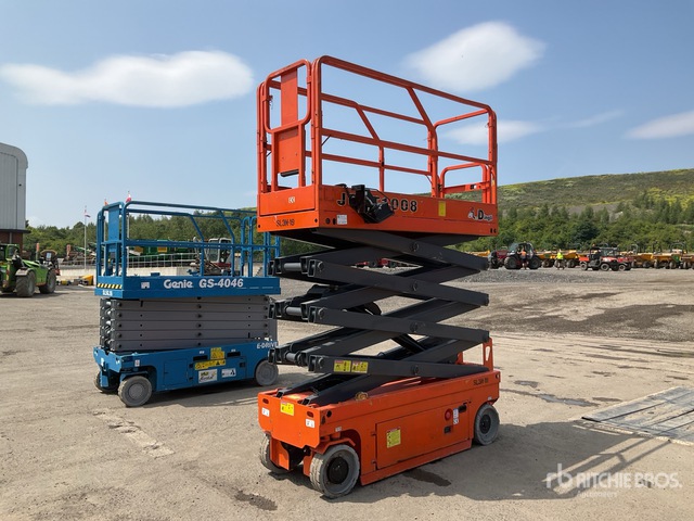 2018 Dingli JCPT1008DC Electric Scissor Lift | Ritchie Bros. Auctioneers