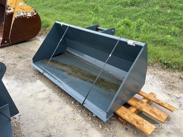 Gehl 72 in Telehandler Bucket - Fits Gehl | Ritchie Bros. Auctioneers