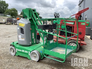 2015 Genie GR26J Vertical Mast Lift in Jackson, Ohio, United States ...
