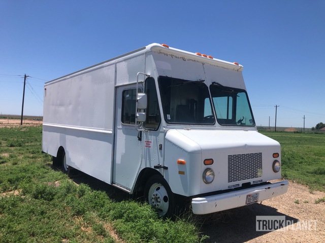 2005 CHEV/Workhorse P42 Cargo Van in Dalhart, Texas, United States ...