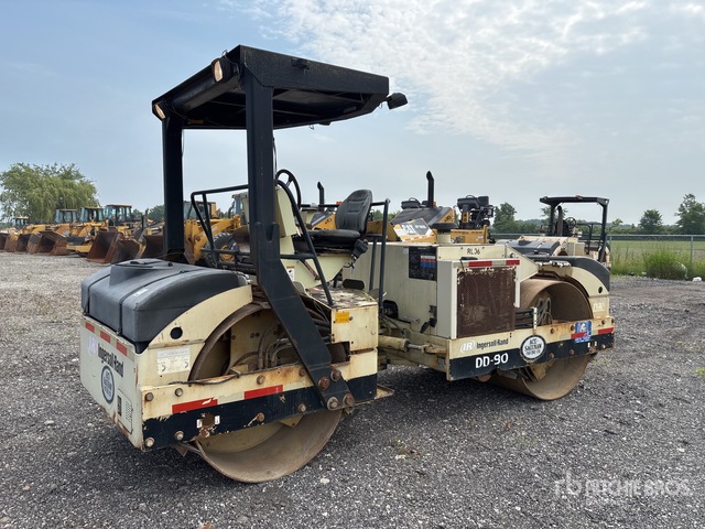 2001 Ingersoll Rand DD90 Double Drum Roller | Ritchie Bros. Auctioneers