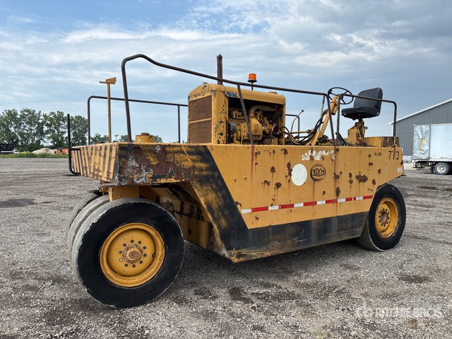 Bros 7 Wheel Pneumatic Roller | Ritchie Bros. Auctioneers
