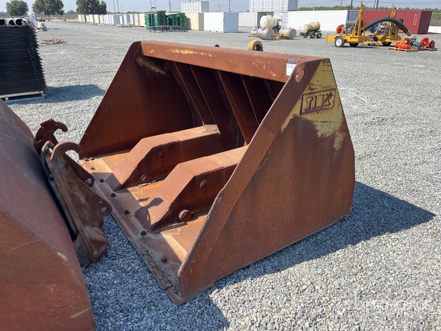 Tink 106 in Bucket | Ritchie Bros. Auctioneers