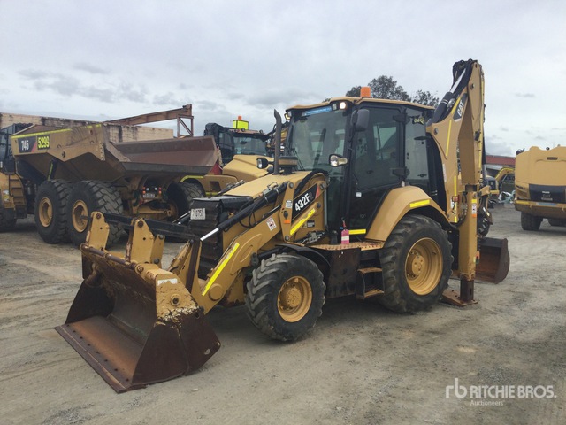 2018 Cat 432F2 4x4 Backhoe Loader | Ritchie Bros. Auctioneers