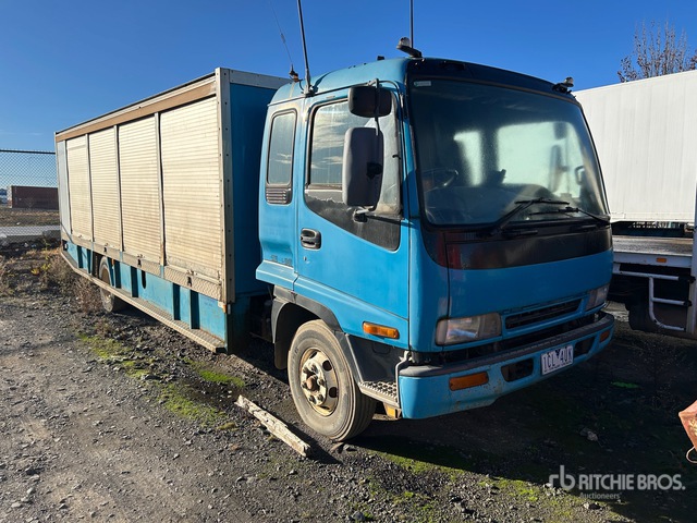 2004 Isuzu FRR 550 Van Truck | Ritchie Bros. Auctioneers