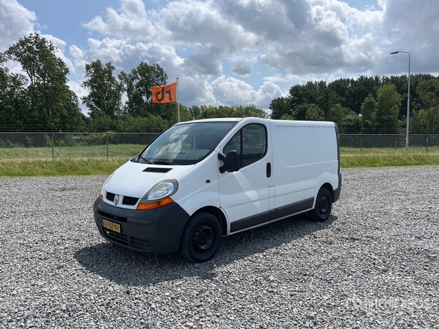 2006 Renault Trafic Cargo Van | Ritchie Bros. Auctioneers