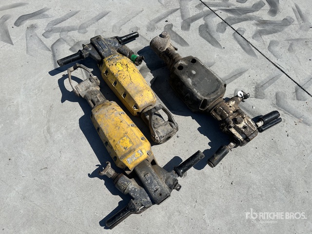 Quantity of (3) Atlas Copco RTEX Pneumatic Demolition Breaker | Ritchie ...