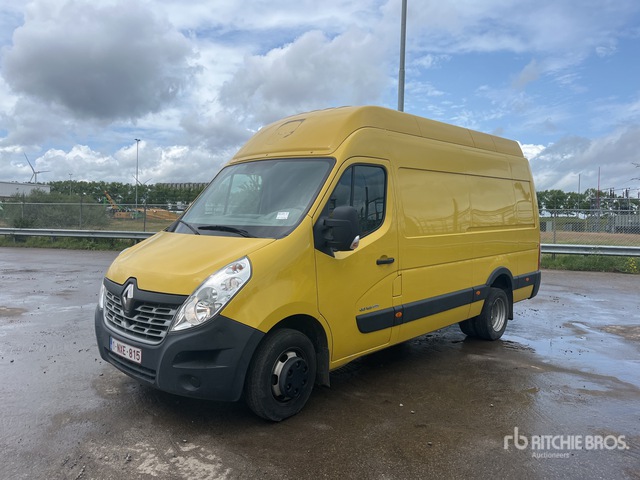 2016 Renault Master 4x2 Van Truck | Ritchie Bros. Auctioneers