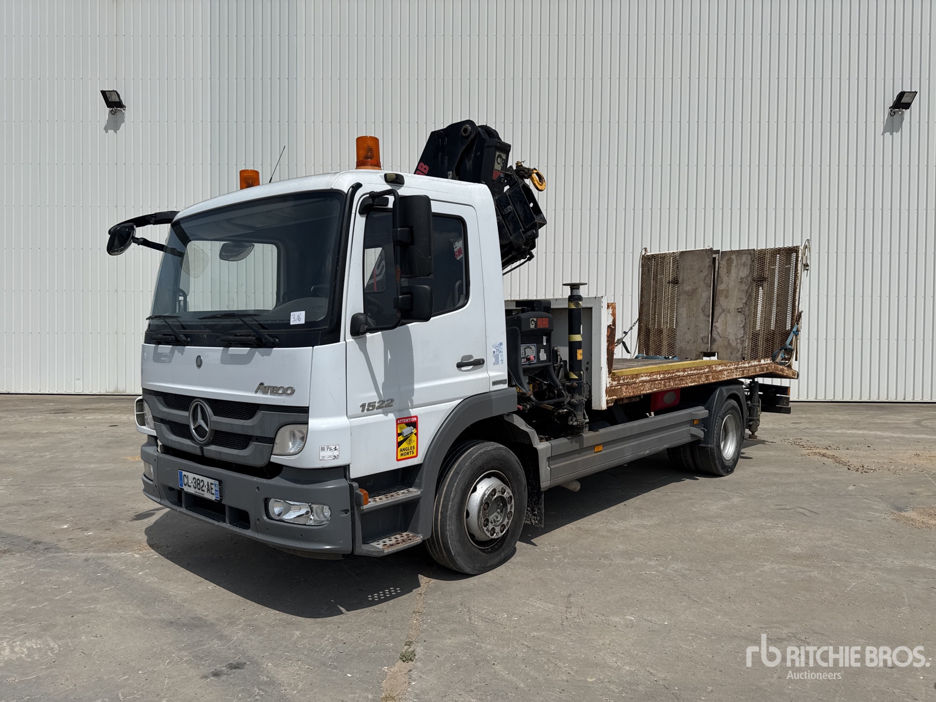 2011 Hiab 144 B-2 HIDUC 4600 kg on 2012 Mercedes-Benz Atego 1522 4x2 ...