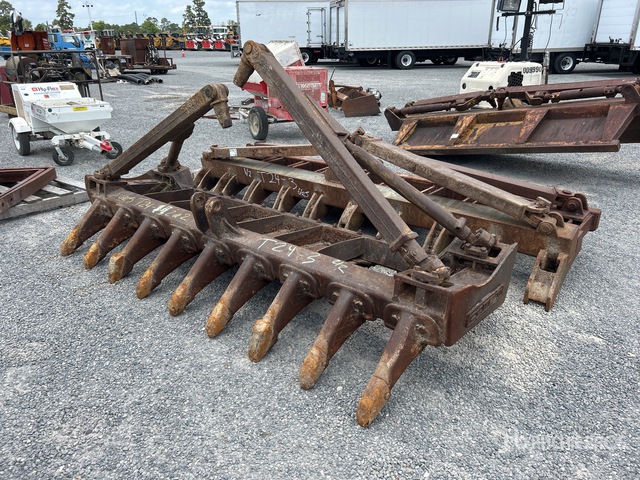Quantity of (2) Dozer Rake - Fits Cat D6 | Ritchie Bros. Auctioneers