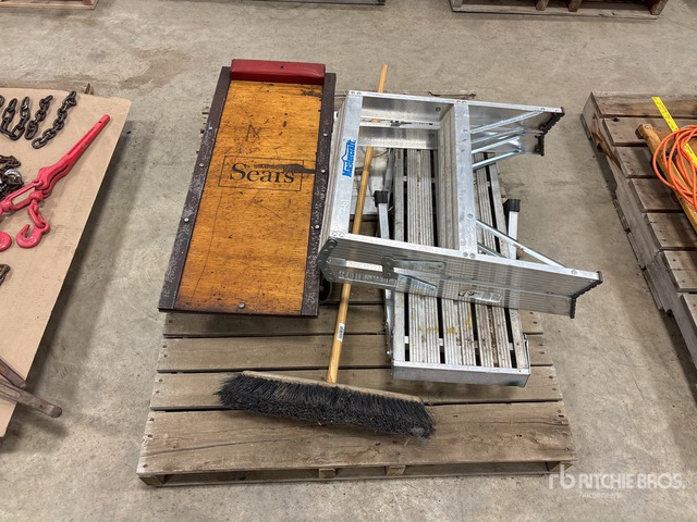 Step Ladder, Creeper, Floor Sweeper | Ritchie Bros. Auctioneers