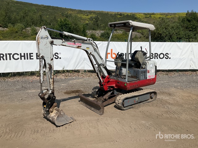 2005 Takeuchi TB016 Mini Excavator | Ritchie Bros. Auctioneers