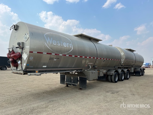 2012 Advance 31000 L Super B-Train Lead Tanker Trailer | Ritchie Bros ...
