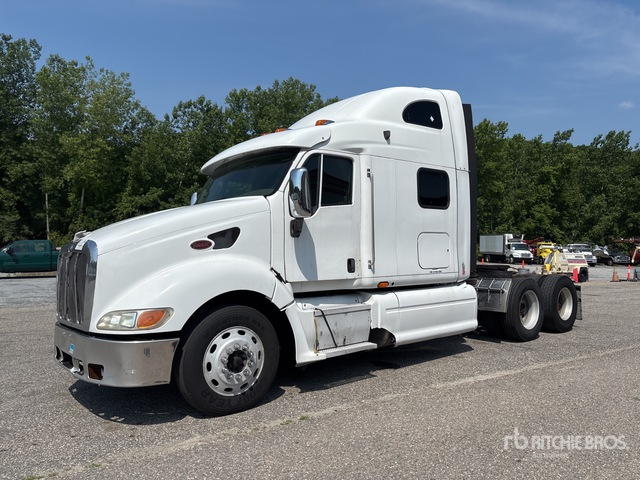 2005 Peterbilt 387 6x4 T/A Sleeper Truck Tractor | Ritchie Bros ...