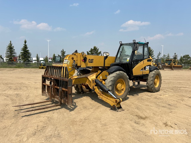 2005 Cat TH560B Telehandler | Ritchie Bros. Auctioneers