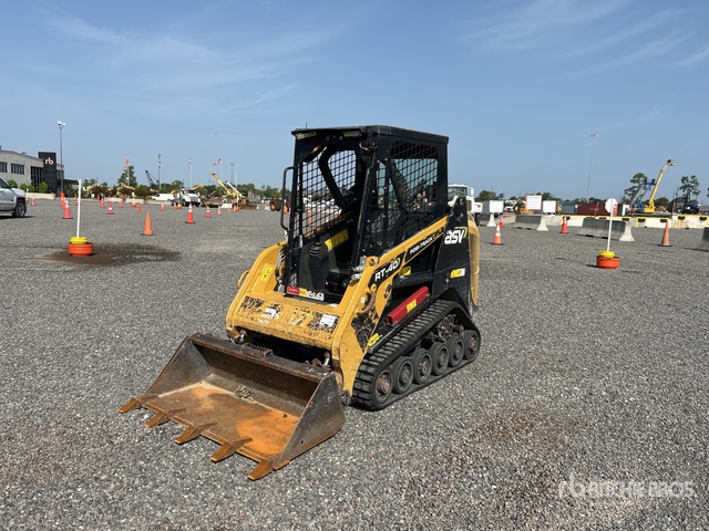 2021 ASV RT40 Compact Track Loader | Ritchie Bros. Auctioneers