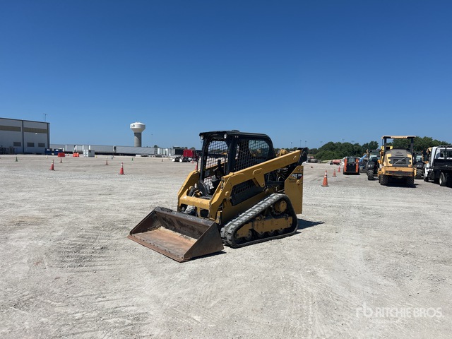 2018 Cat 249D Compact Track Loader | Ritchie Bros. Auctioneers