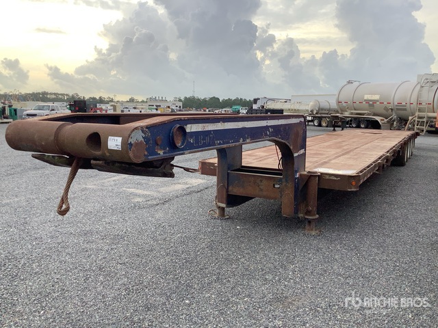 1978 Great Dane 43 ft Quad/A Flatbed Oilfield Trailer | Ritchie Bros ...