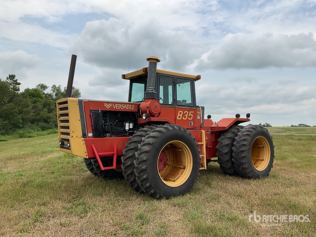 1982 Versatile 835 Articulated Tractor | Ritchie Bros. Auctioneers